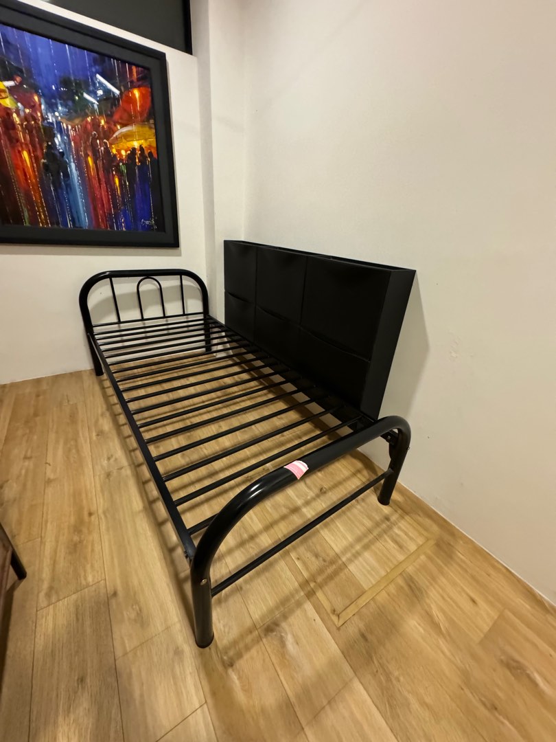 Single bedframe (2m x 0.9m) FREE for self collection by 21 Nov 12pm ...