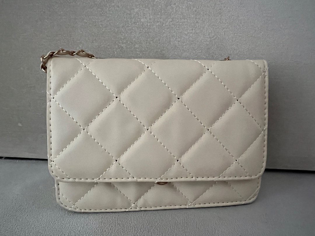 Small Beige bag, Women's Fashion, Bags & Wallets, Shoulder Bags on ...