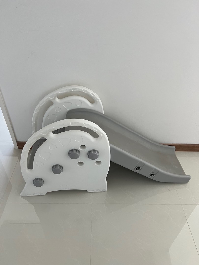 Solid slide for kids, Babies & Kids, Baby Nursery & Kids Furniture ...