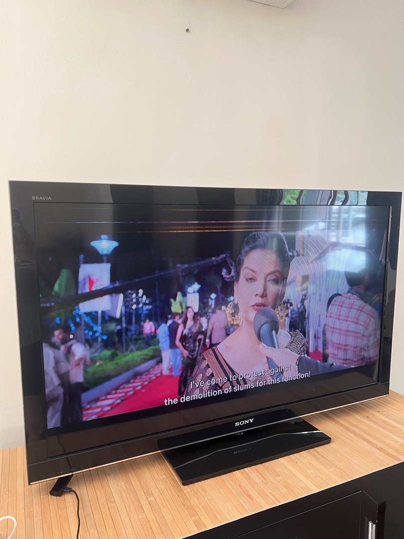 SONY BRAVIA 46” LCD TV, TV & Home Appliances, TV & Entertainment, TV on Carousell