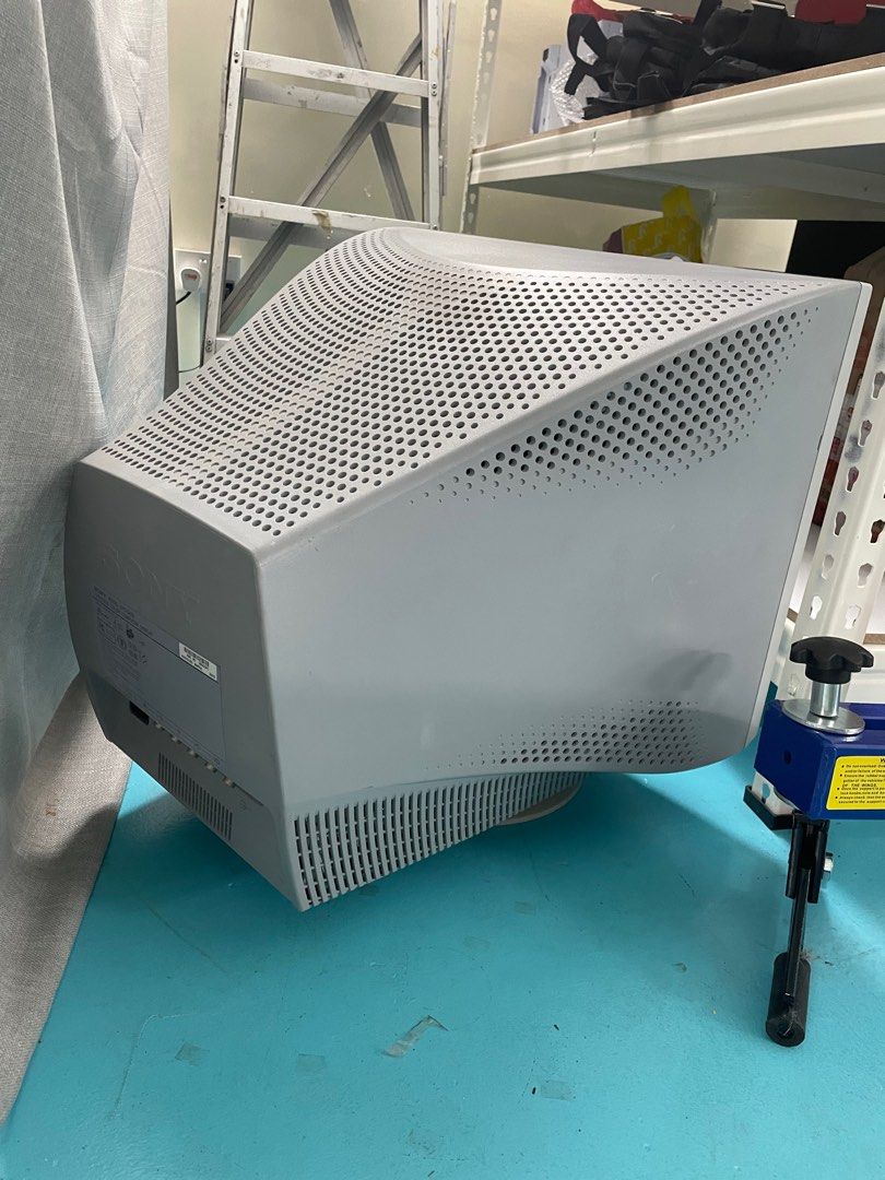 Sony Trinitron CRT Monitor Multiscan G520 retro monitor retro gaming ...