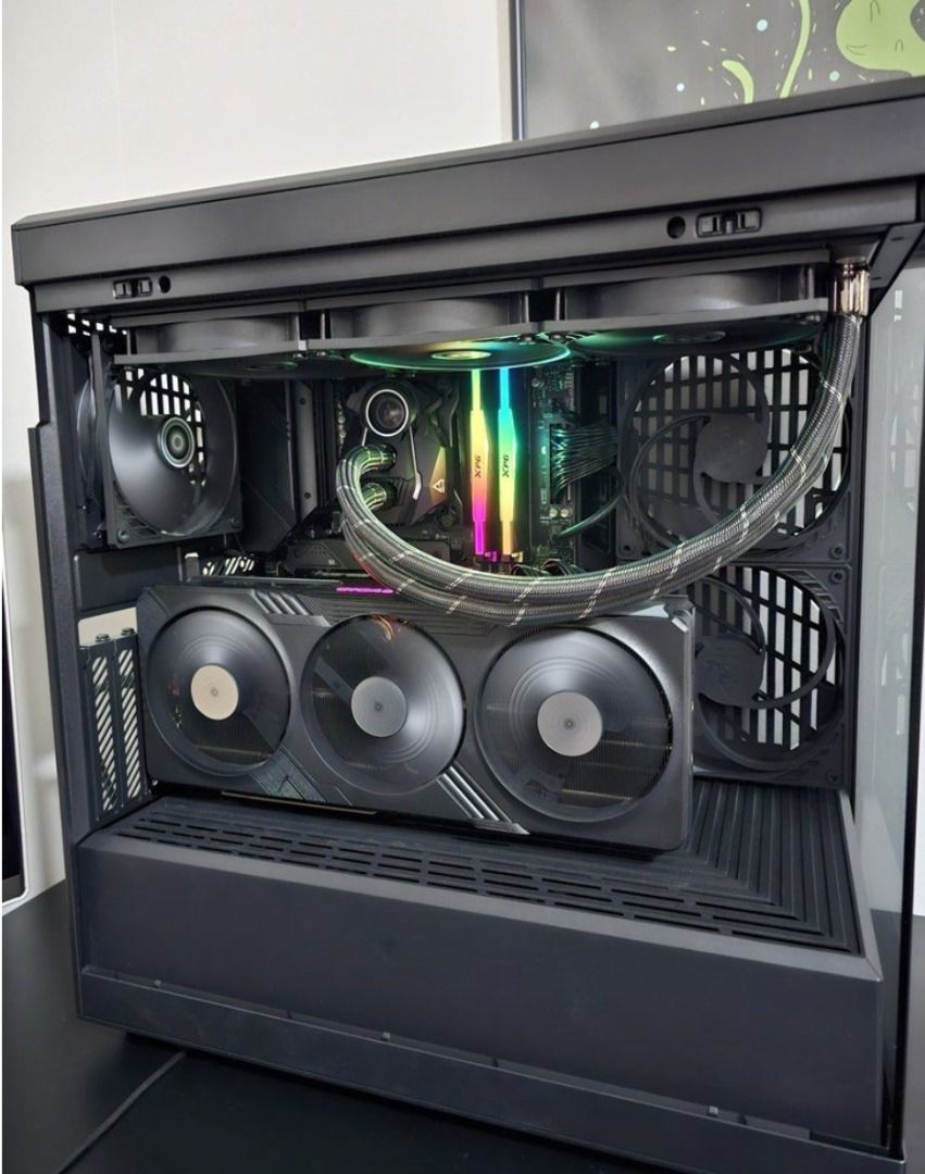 Stealth All Black Gaming PC 7700X 7900XTX All AMD Build, Computers ...
