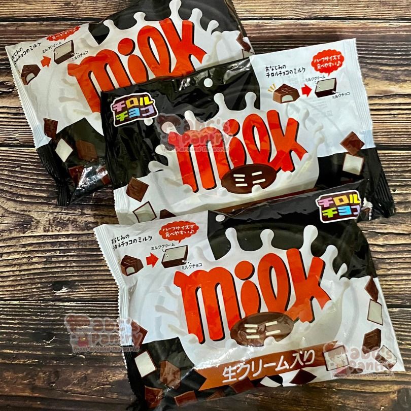 TIROL JAPAN | Chocolate Milk Mini with Fresh Cream, Food & Drinks ...