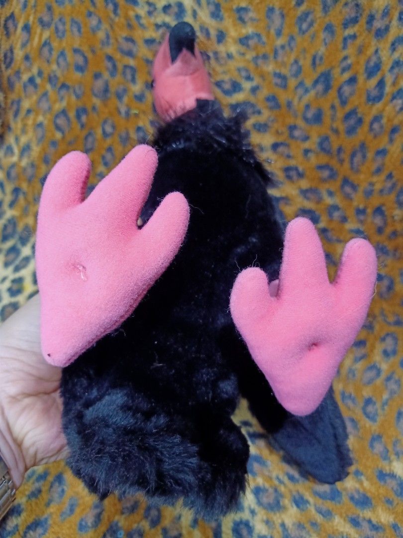 VERY RARE REALISTIC VULTURE BIRD PLUSH TOY, Hobbies & Toys, Toys ...