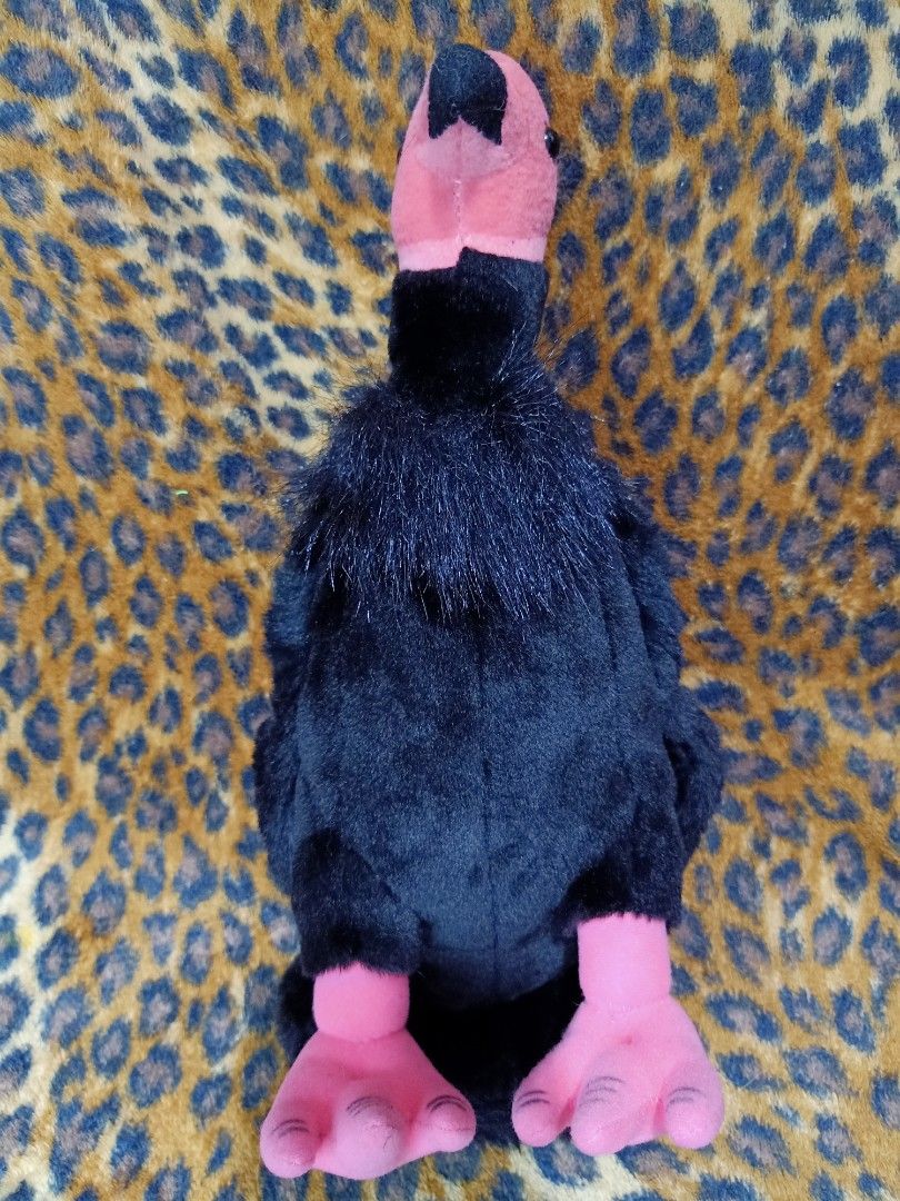 VERY RARE REALISTIC VULTURE BIRD PLUSH TOY, Hobbies & Toys, Toys ...