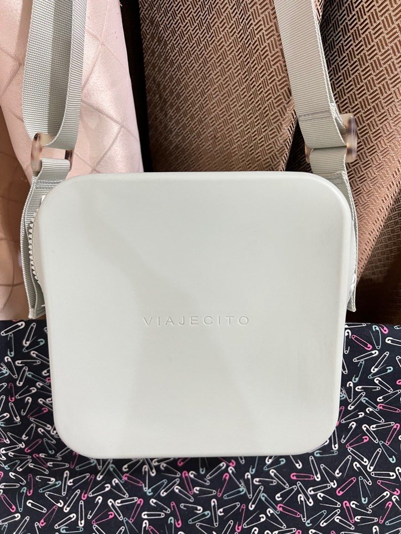 Viajecito XL in Sage Green, Women's Fashion, Bags & Wallets, Cross-body ...