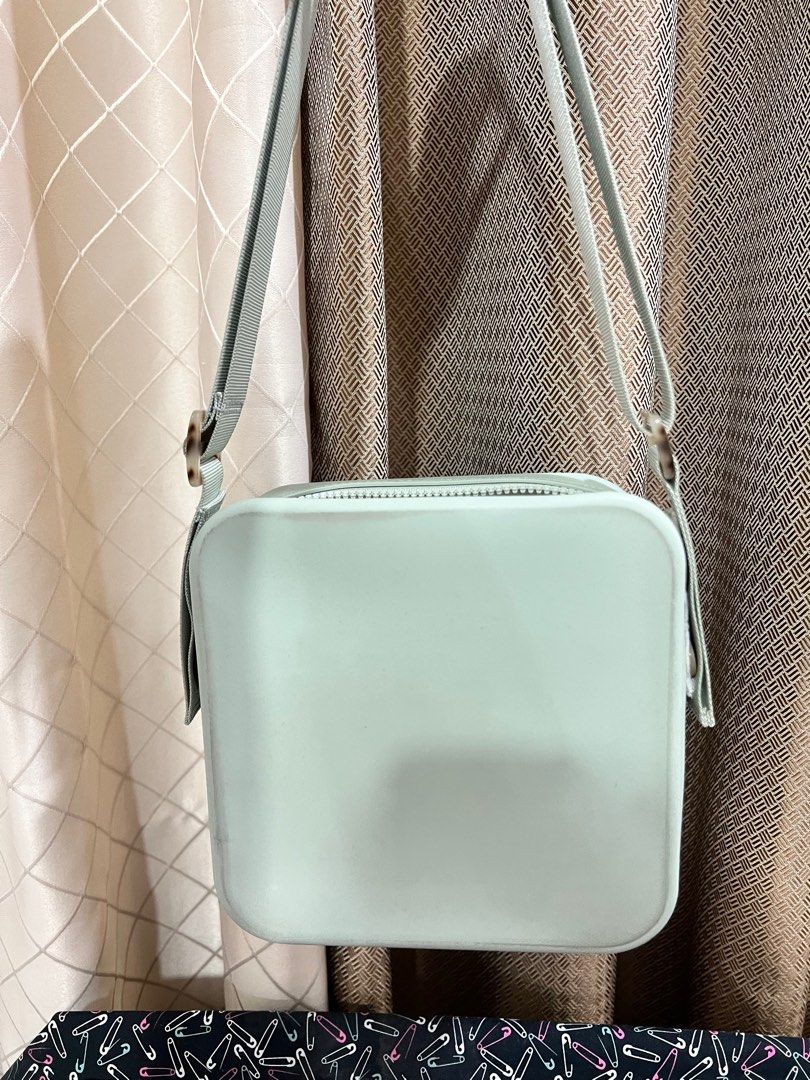 Viajecito XL in Sage Green, Women's Fashion, Bags & Wallets, Cross-body ...