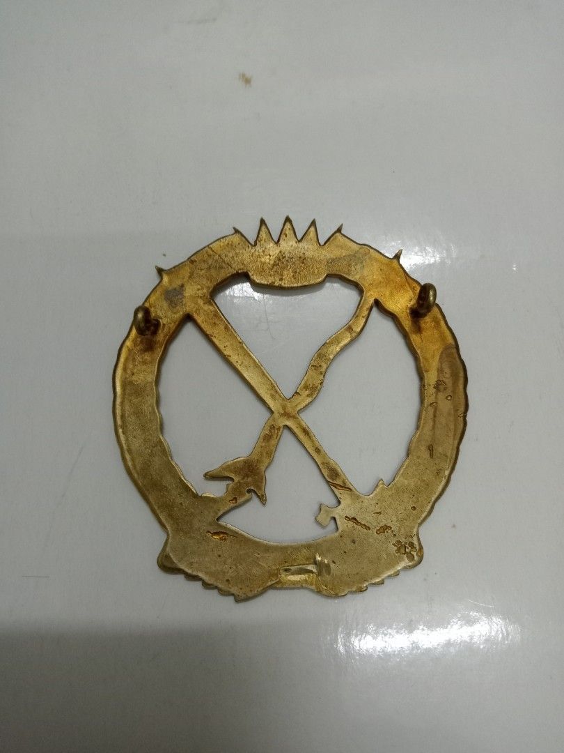 Vintage Sarawak Rangers Cap Badge, Hobbies & Toys, Collectibles ...