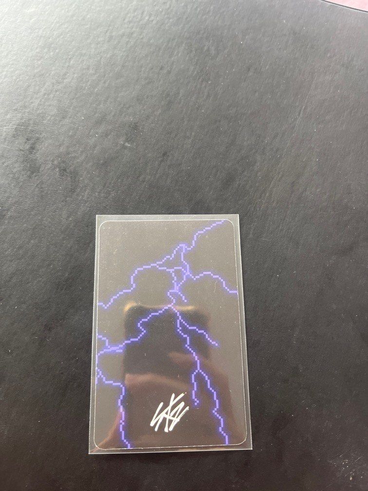 wts stray kids skz pc- han pc, Hobbies & Toys, Memorabilia ...