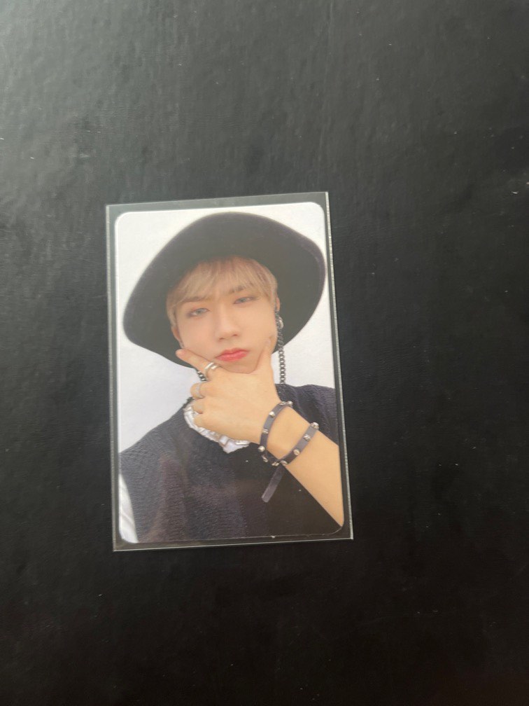 wts stray kids skz pc- han pc, Hobbies & Toys, Memorabilia ...