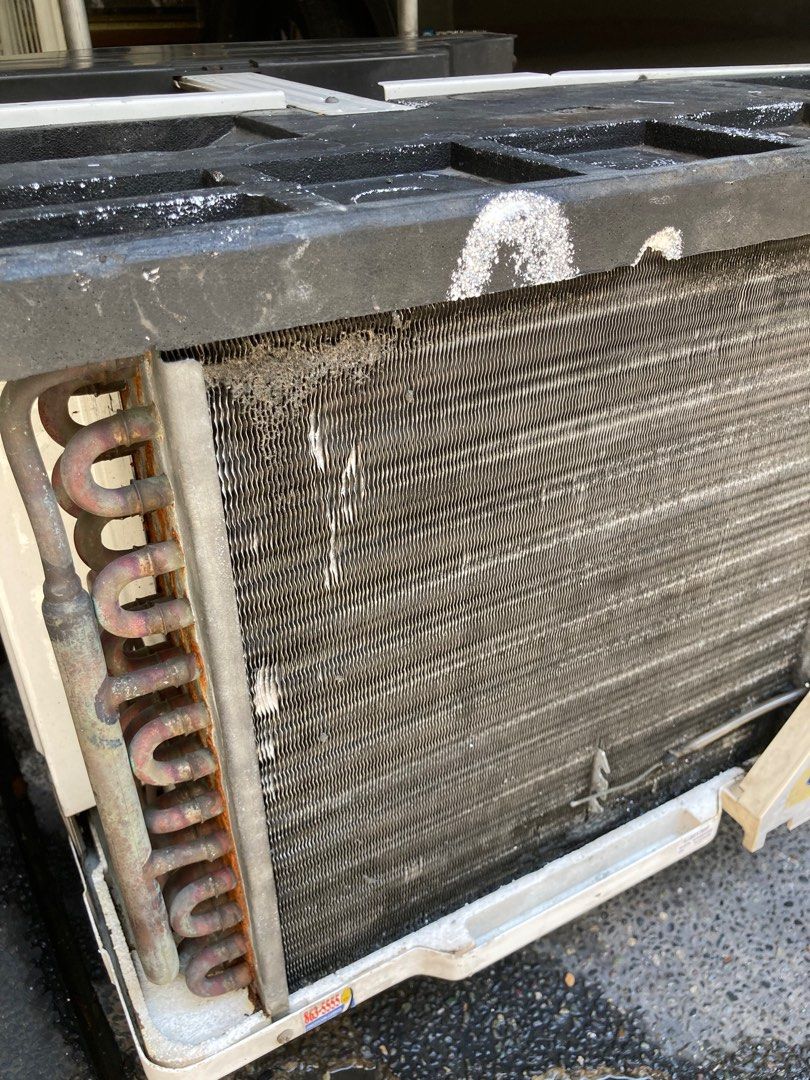 2hp Carrier Silencia, TV & Home Appliances, Air Conditioning and ...