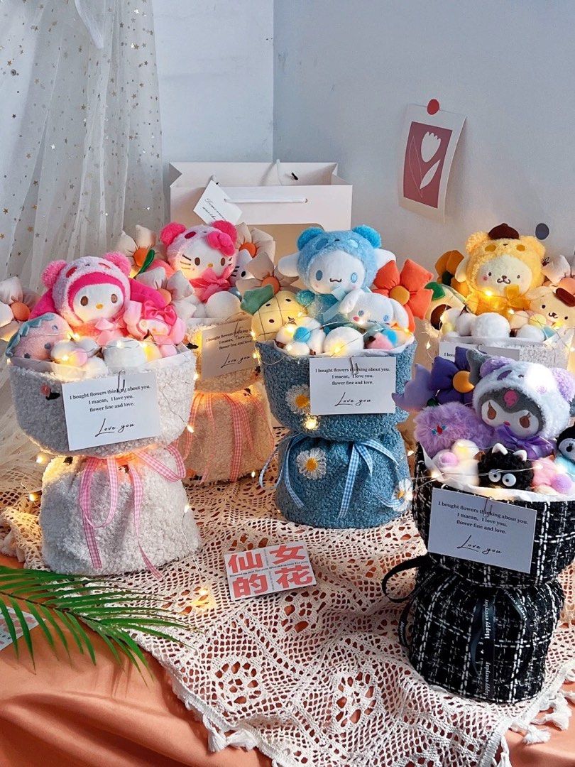 ( $10 SALE) Sanrio flower bouquet ( bts new jeans gidle lesserafim txt ...