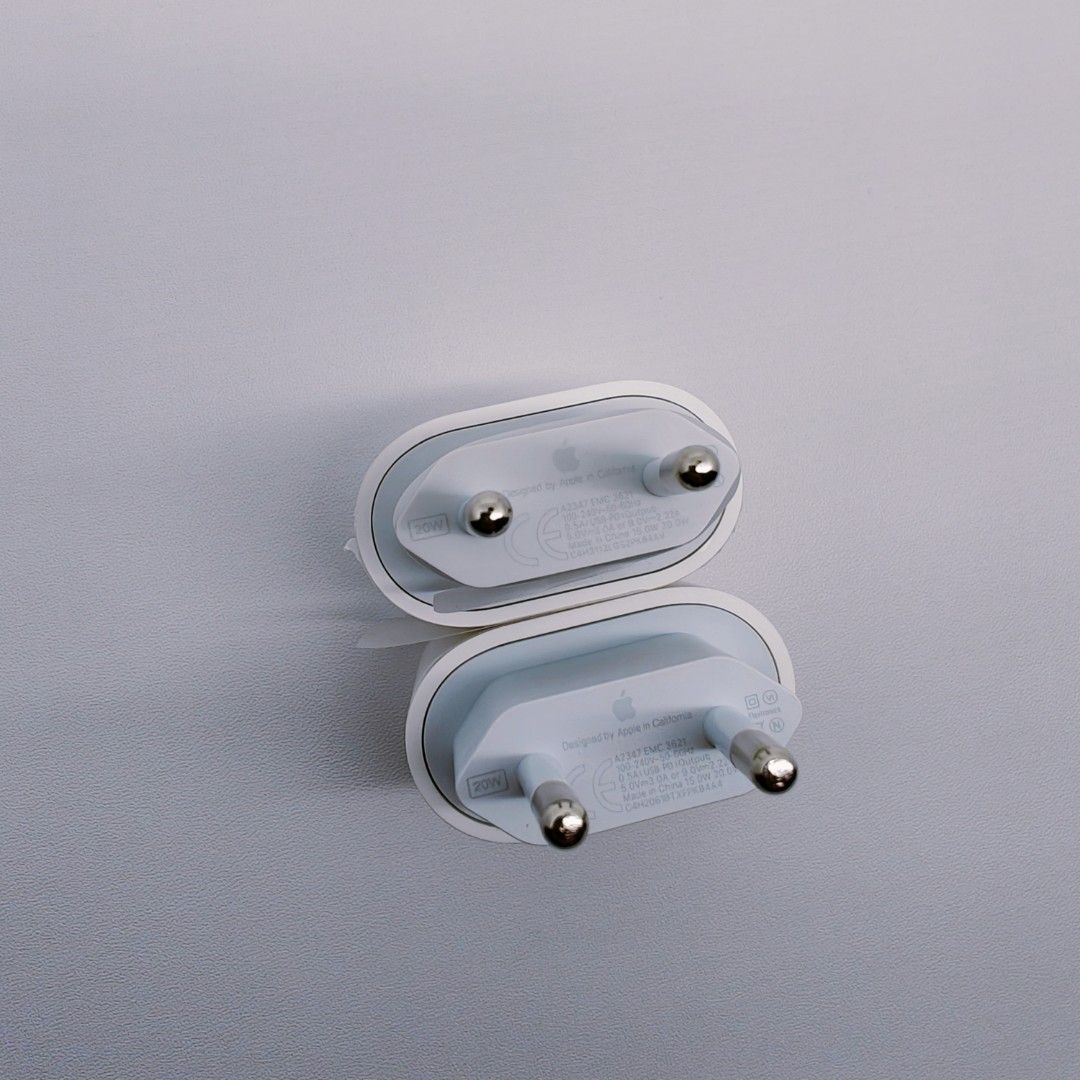 Adapter Kepala Charger 20 Watt Apple Original 20W USB C, Telepon ...