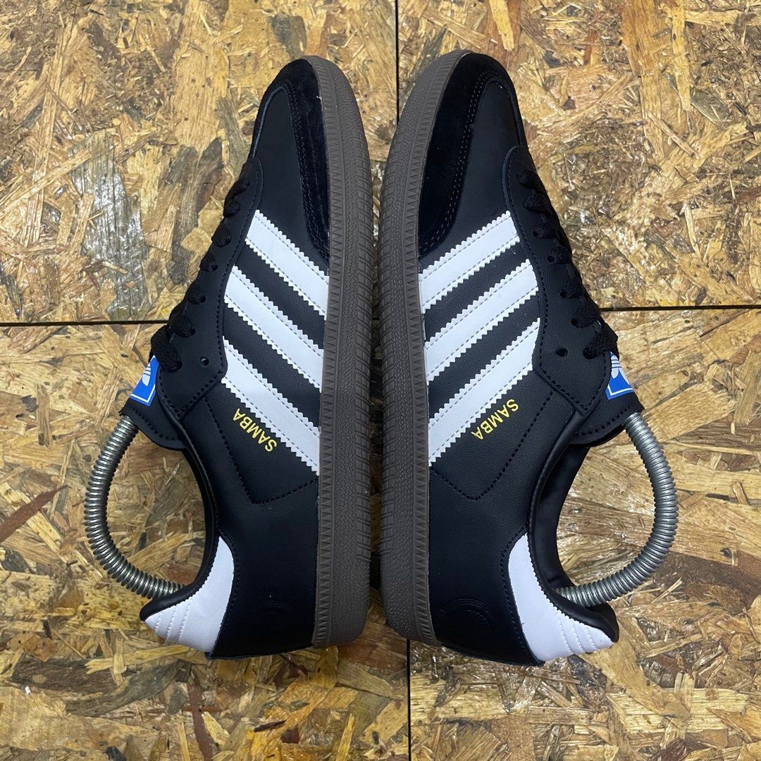 Adidas Samba, Men's Fashion, Footwear, Sneakers on Carousell