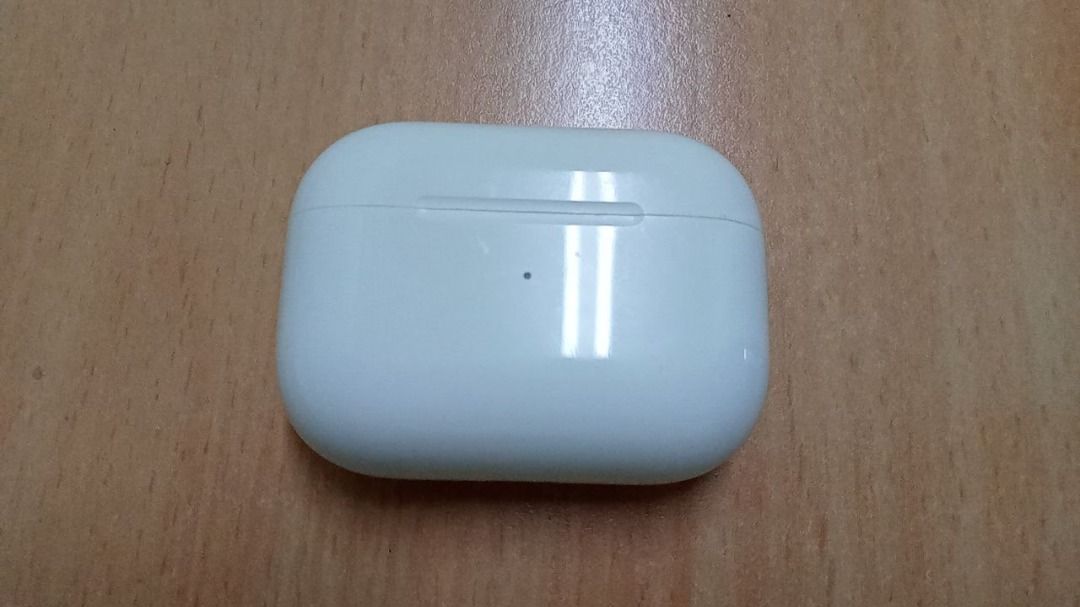 Airpods Pro Gen 1 Wireless Charging, Audio, Earphones on Carousell
