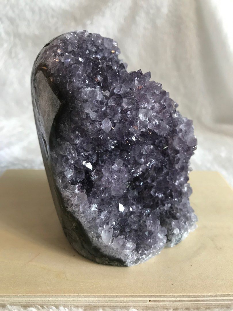 Amethyst Geode flower garden, Hobbies & Toys, Memorabilia ...