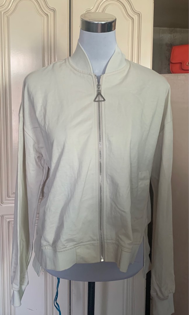 Brand new SM Woman Bomber Jacket, Women's Fashion, Coats, Jackets and ...