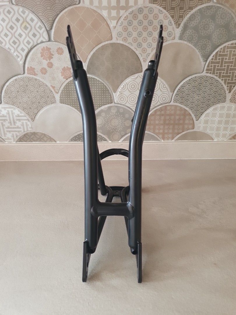 Brompton original rear triangle, Sports Equipment, Bicycles & Parts ...