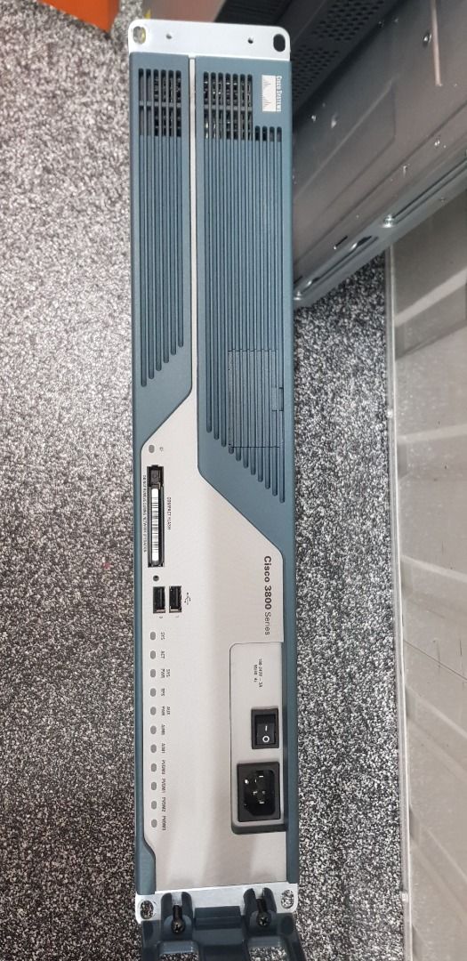 Cisco 3800 Series Router, Computers & Tech, Parts & Accessories ...