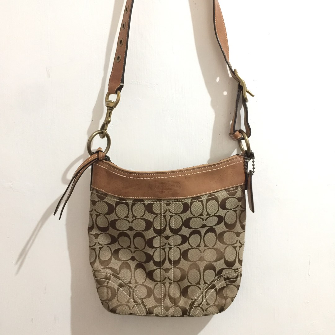 Coach Cross-Body Bag Vintage Shoulder Bag, Women's Fashion, Bags ...