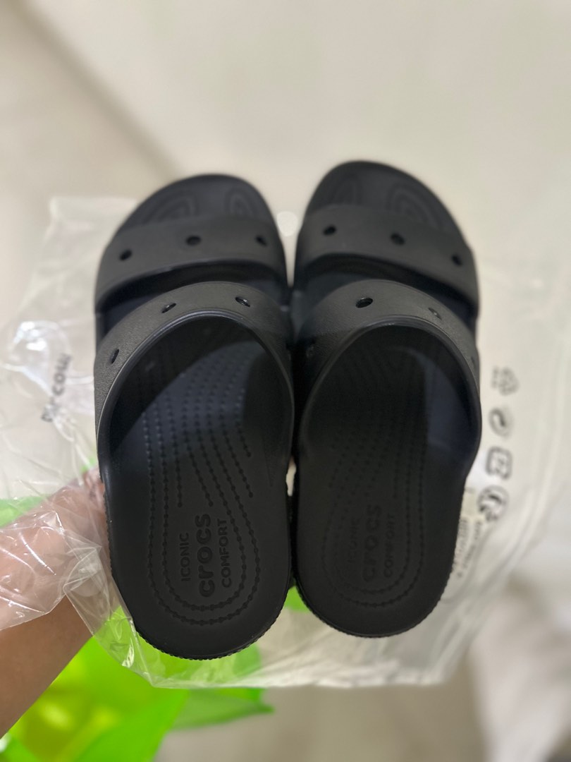 Crocs slide, Women's Fashion, Footwear, Flipflops and Slides on Carousell