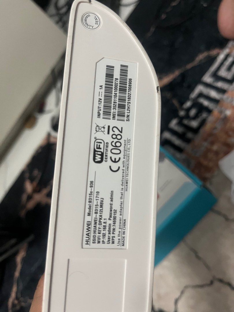 Huawei modem b315, Computers & Tech, Parts & Accessories, Networking on Carousell