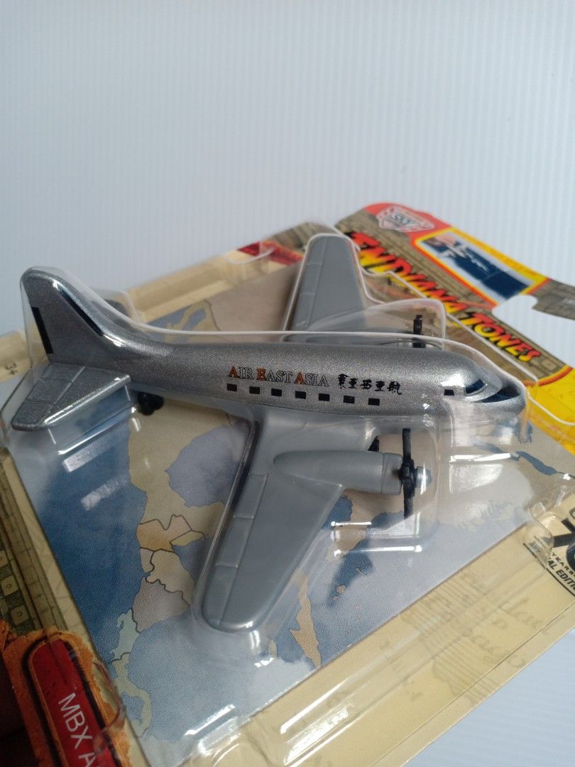 Indiana Jones Matchbox RIVER FLYER Grey HLJ06 9/32 & MBX AIRLINER Grey ...