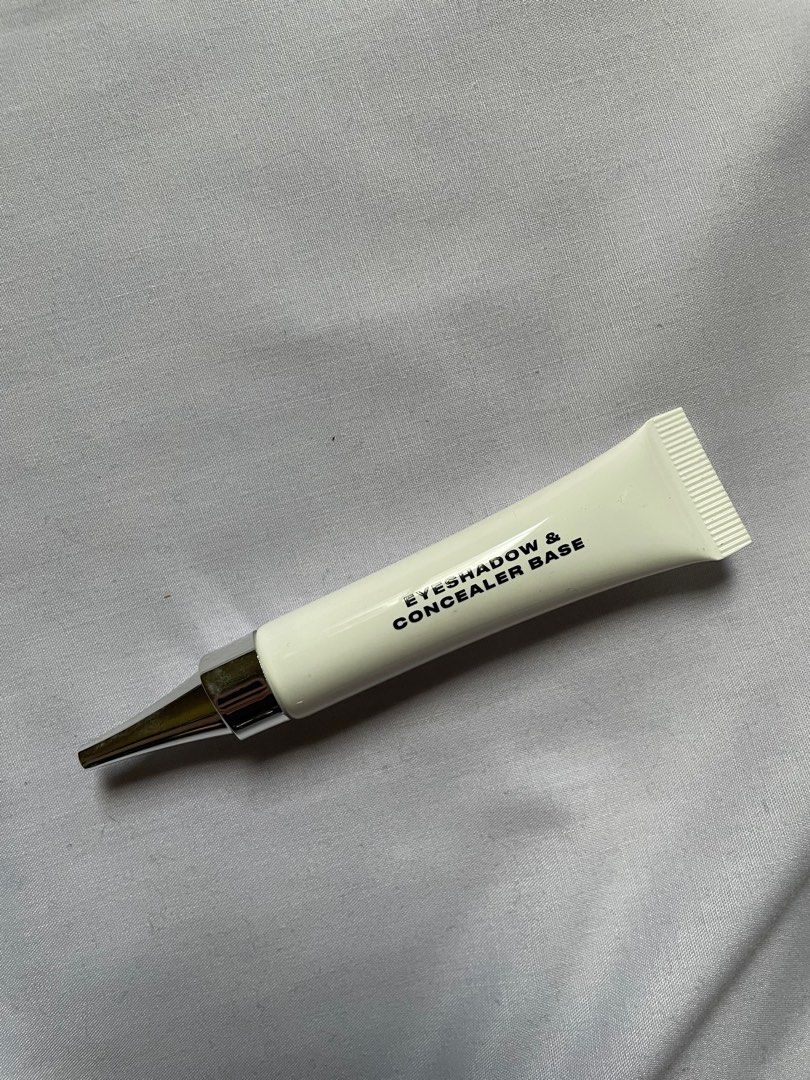 Issy Eye Primer, Beauty & Personal Care, Face, Makeup on Carousell