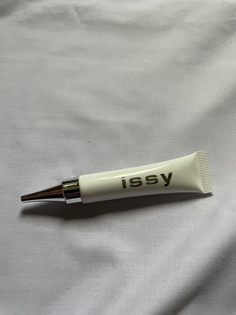 Issy Eye Primer, Beauty & Personal Care, Face, Makeup on Carousell