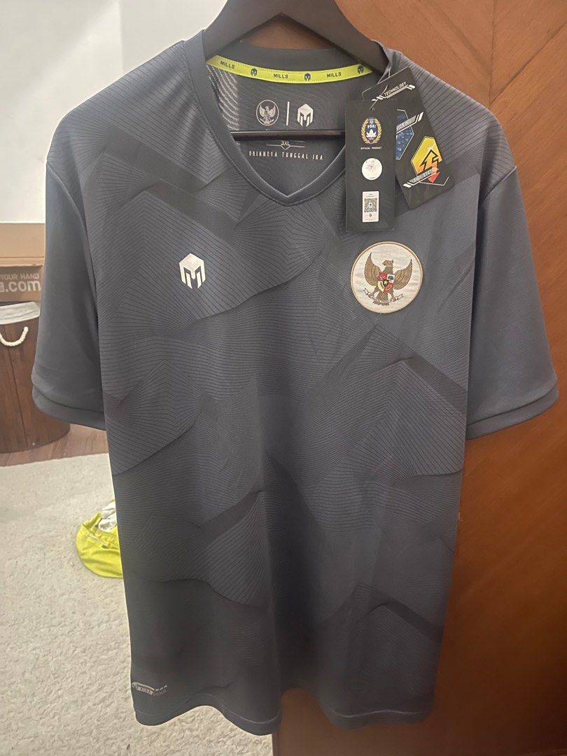 Jersey MILLS Timnas Baju Latihan Garuda Training Jersey, Olah Raga ...