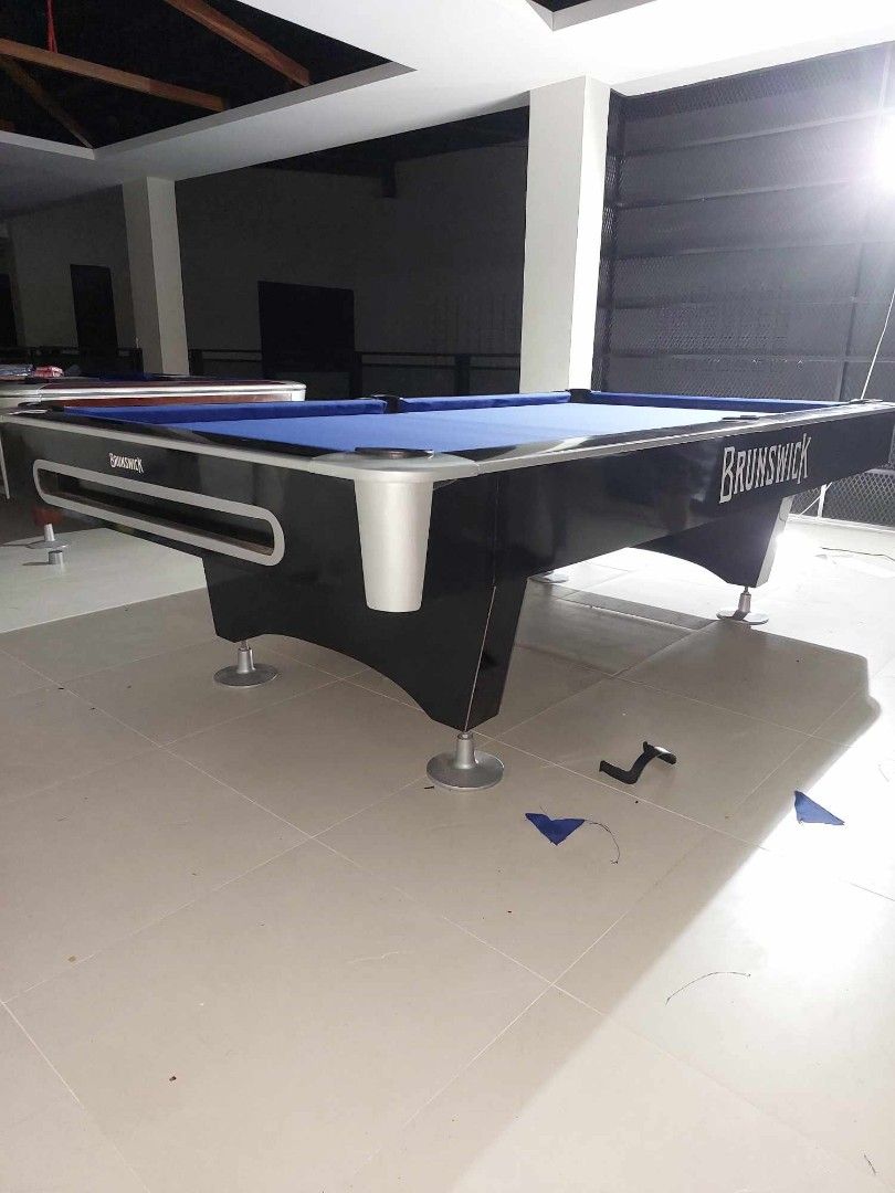 KOREAN BRUNSWICK STANDARD BILLIARD TABLE, Sports Equipment, Sports ...