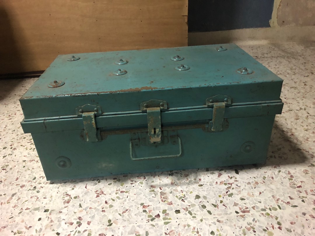 Preloved Lockable Metal Chest, Furniture & Home Living, Furniture ...