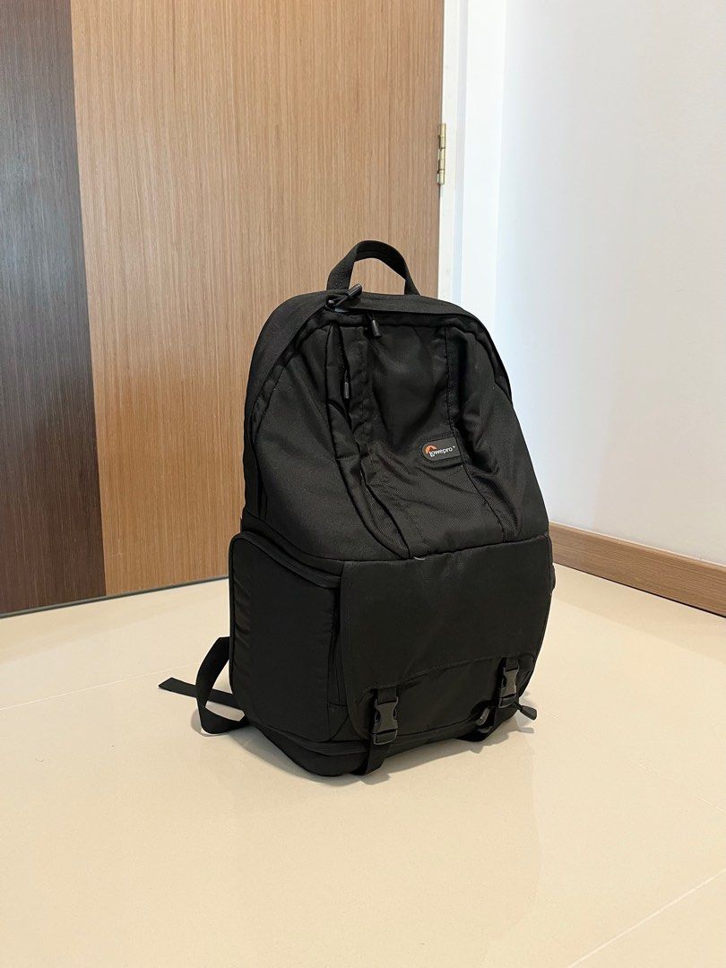 Lowepro Fastpack 200 Backpack, Men's Fashion, Bags, Backpacks on Carousell
