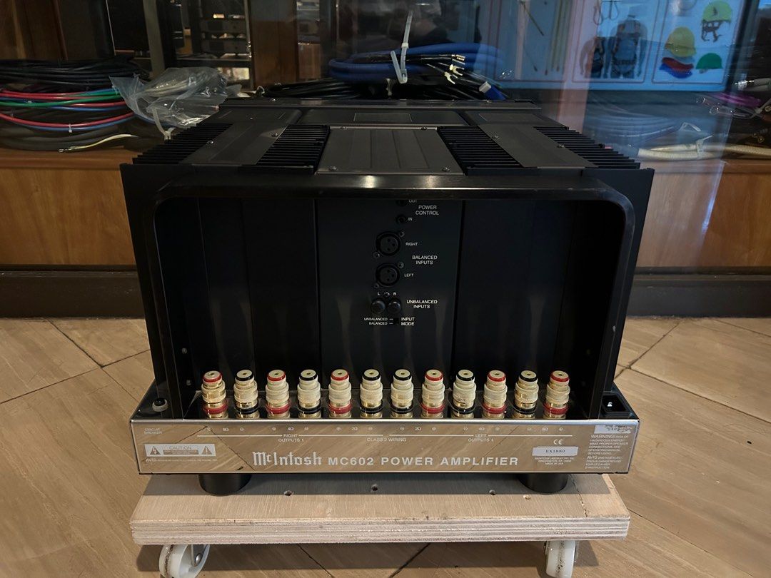 McIntosh MC602 Power Amplifier, Audio, Soundbars, Speakers & Amplifiers on Carousell