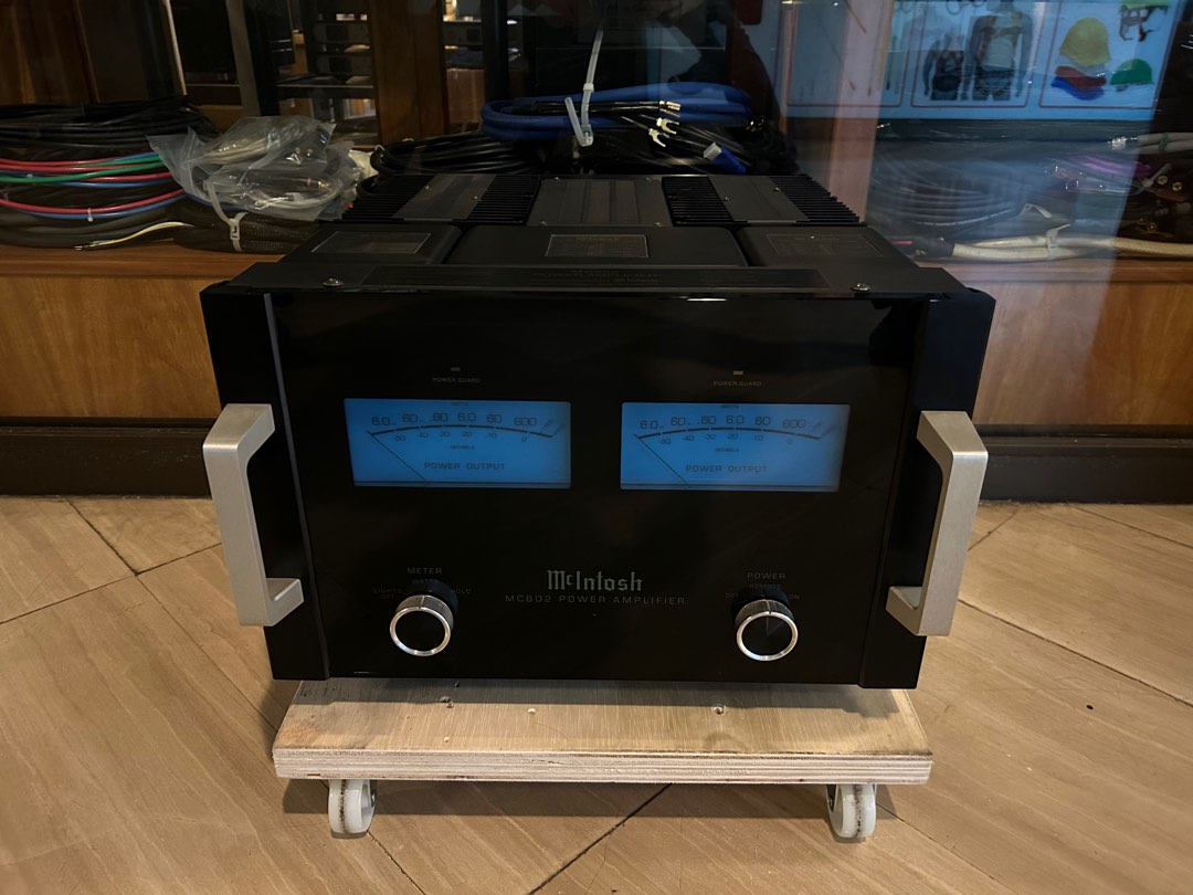 McIntosh MC602 Power Amplifier, Audio, Soundbars, Speakers & Amplifiers on Carousell