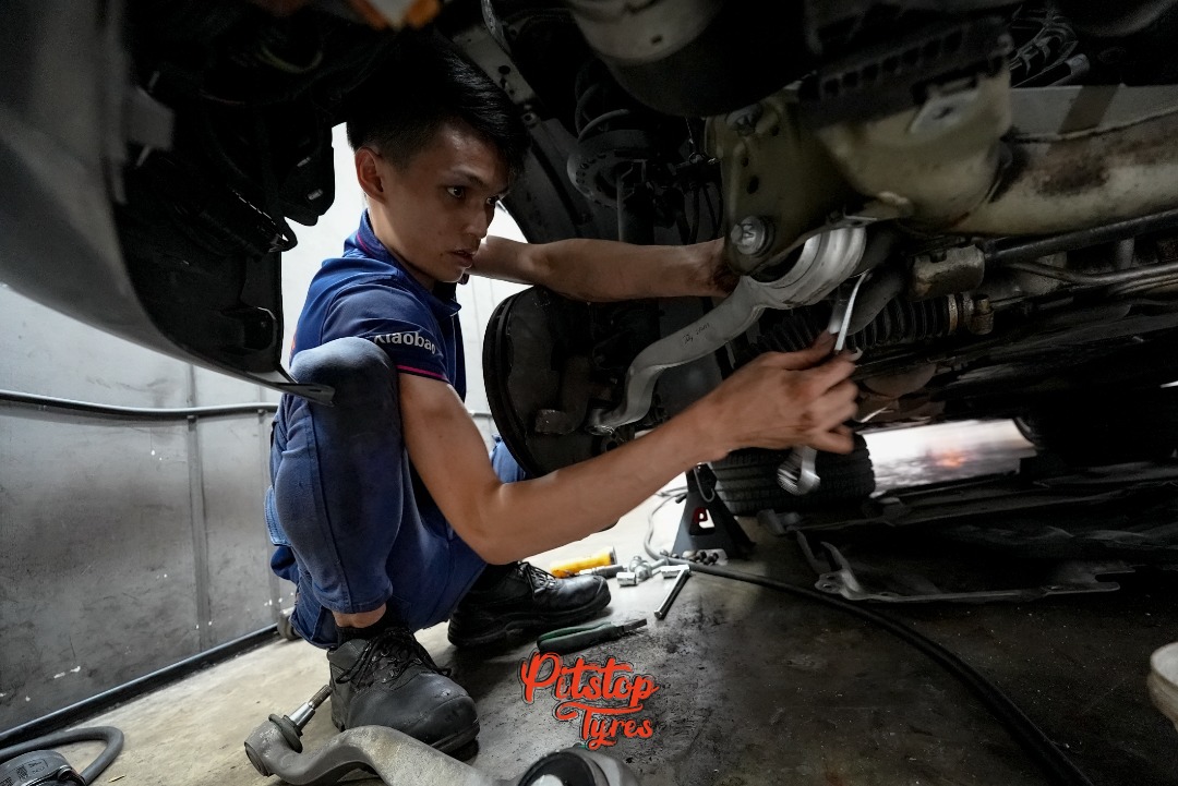 Mercedes Benz Lower Arm / Control Arm / Thrust Arm Replacement, Car ...