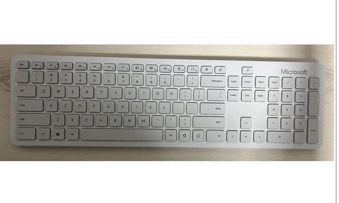 Microsoft Bluetooth keyboard, Computers & Tech, Parts & Accessories ...
