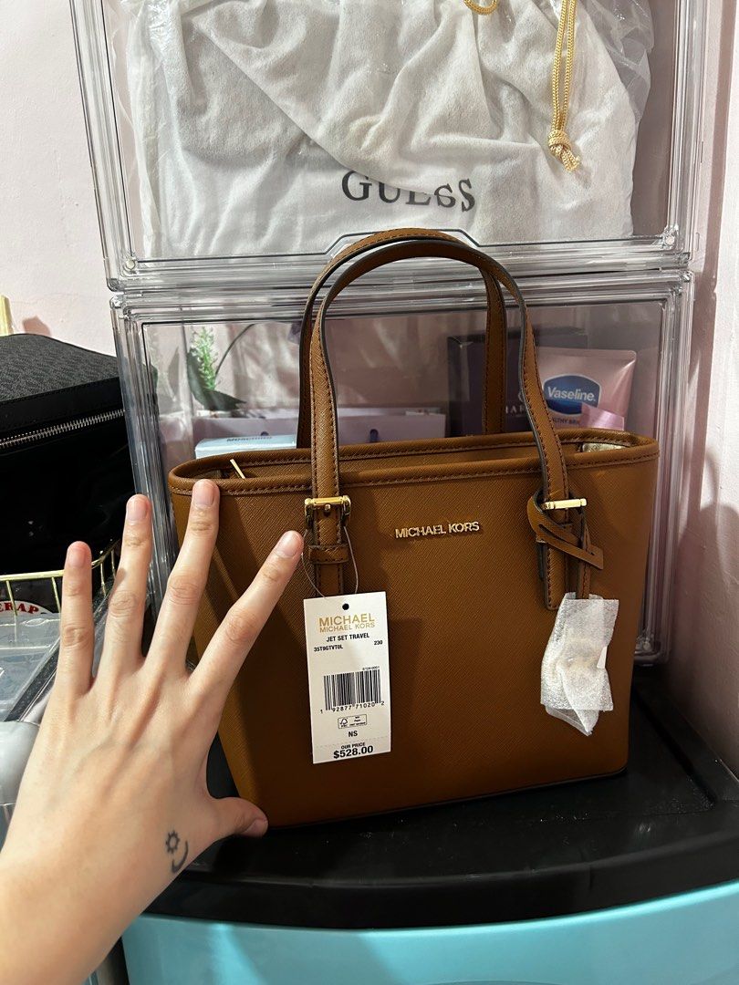 MK Carry All, Women's Fashion, Bags & Wallets, Cross-body Bags on Carousell