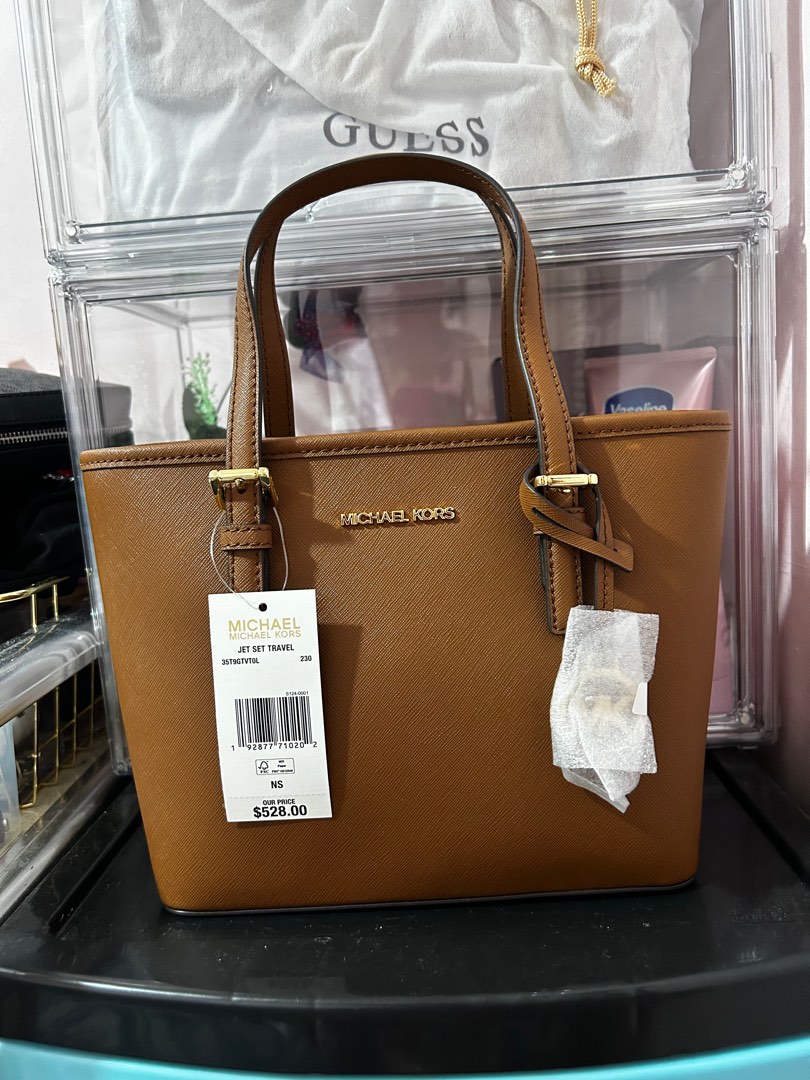 MK Carry All, Women's Fashion, Bags & Wallets, Cross-body Bags on Carousell