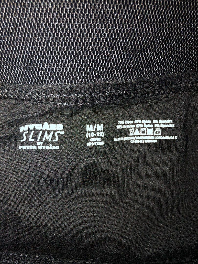 Nygard Slims (by Peter Nygard) Black Capri Pants M/M 10-12, Women's ...