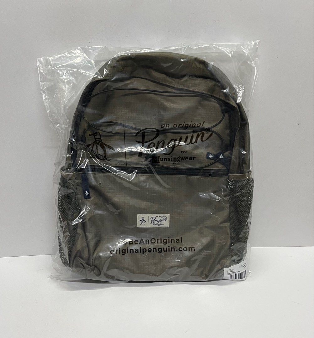 Original Penguin Logo Backpack, Men's Fashion, Bags, Backpacks on Carousell