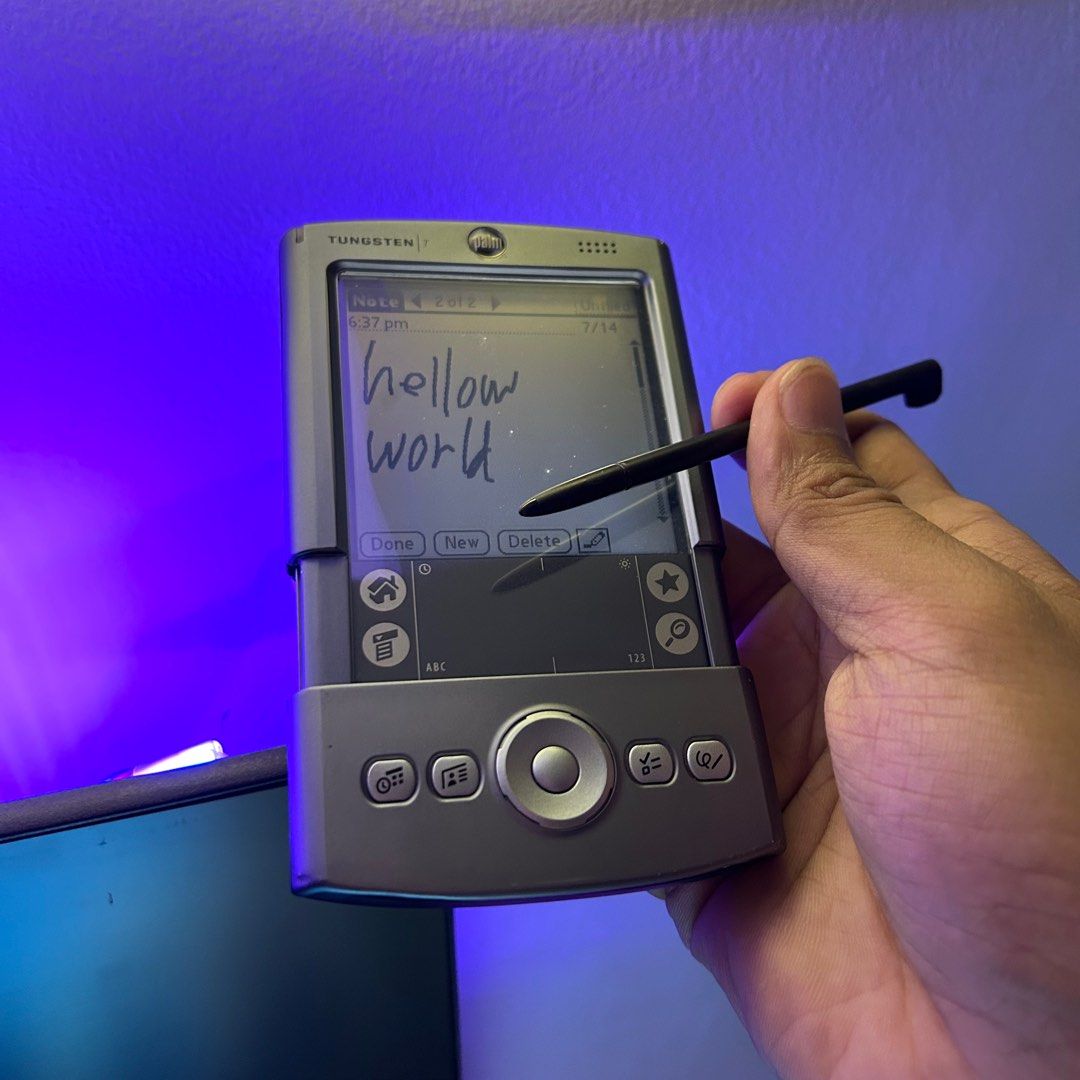 PALM TUNGSTEN T PDA | Vintage PDA, Mobile Phones & Gadgets, Other Gadgets on Carousell