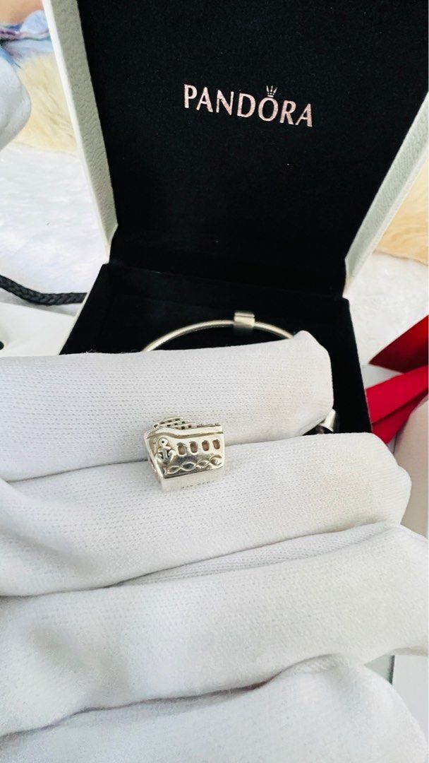 Genuine Pandora Bracelet with receipt 2 charms 2 stoppers, Women's ...
