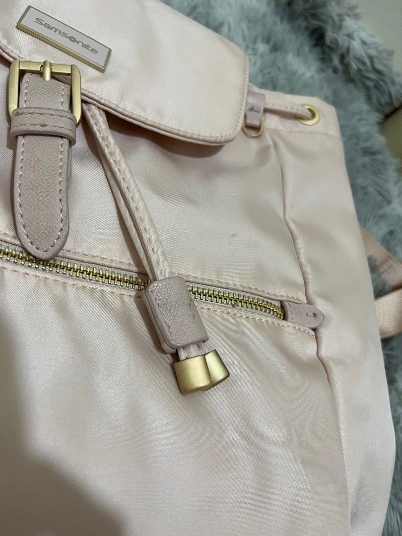 Samsonite Backpack, Women's Fashion, Bags & Wallets, Backpacks on Carousell
