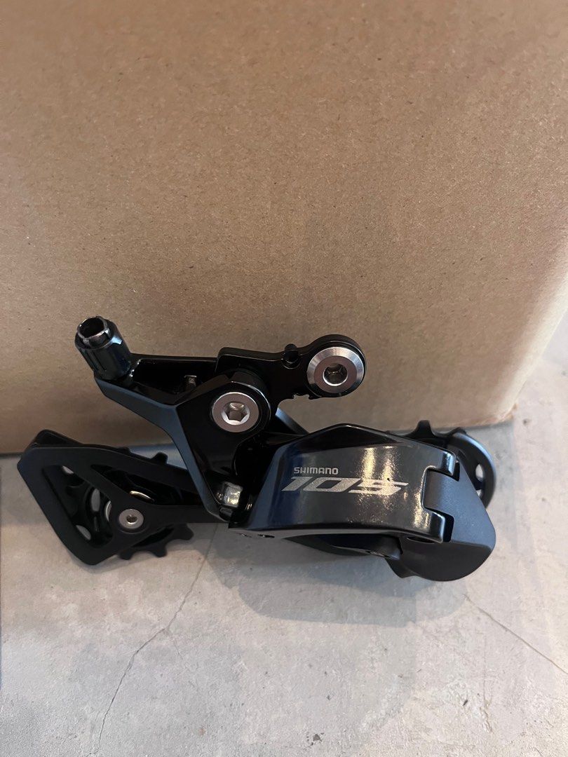 Shimano r7100 105 rear derailleur, Sports Equipment, Bicycles & Parts ...