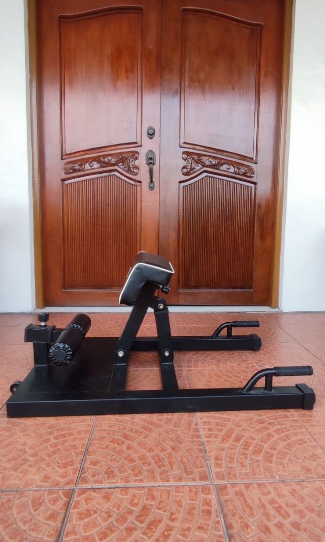 sissy squat machine Fitera, Sports Equipment, Exercise & Fitness ...