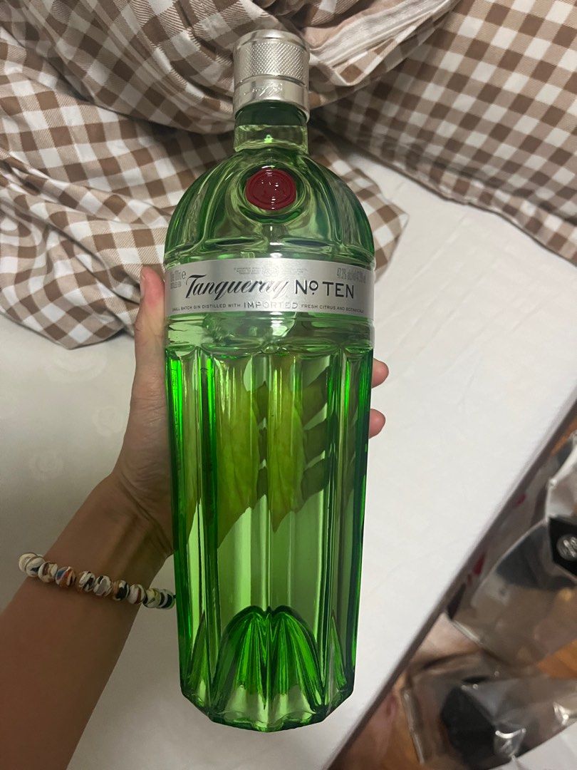Tanqueray 10, Food & Drinks, Other Food & Drinks on Carousell