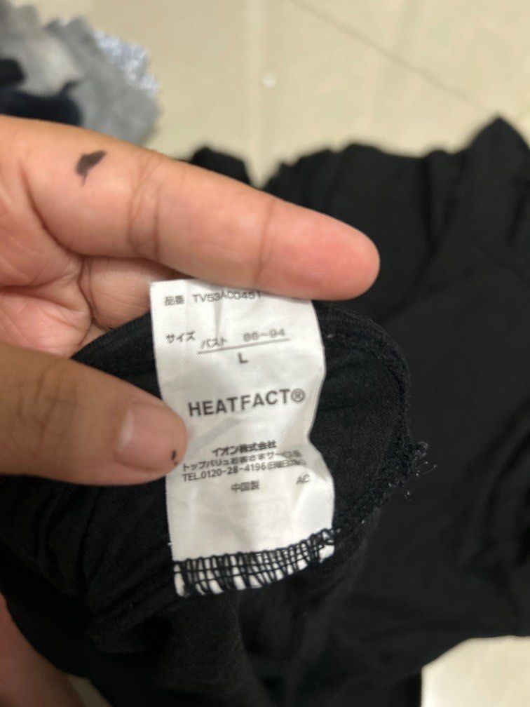 Topvalu Heatfact Turtleneck Large, Women's Fashion, Tops, Longsleeves on Carousell