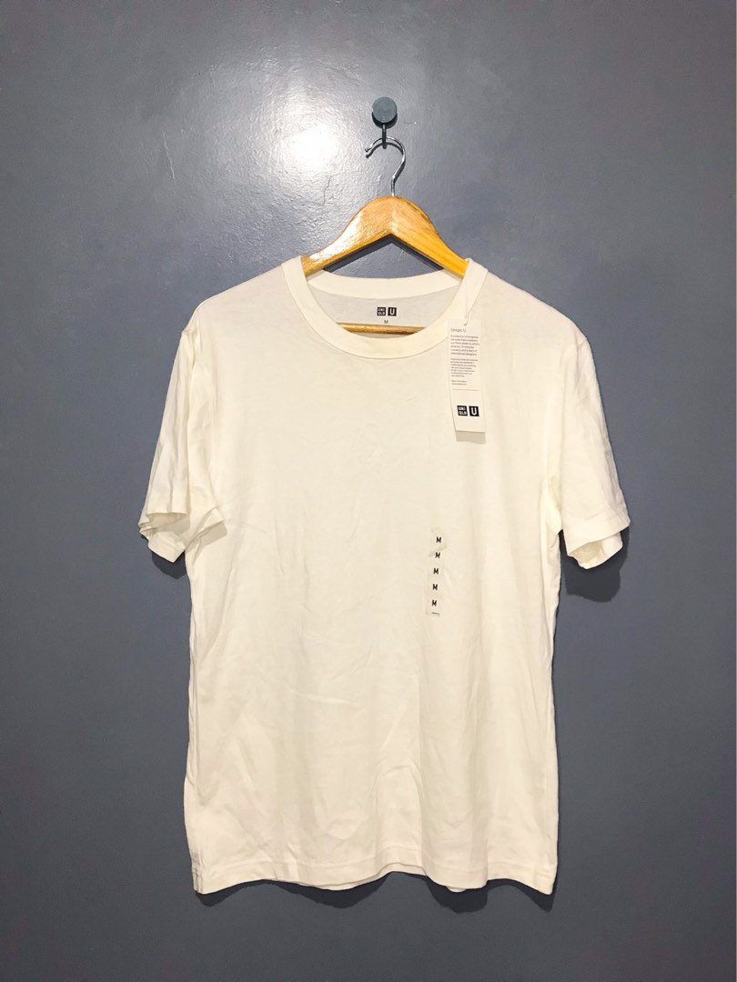 UNIQLO PLAIN WHITE, Men's Fashion, Tops & Sets, Tshirts & Polo Shirts ...