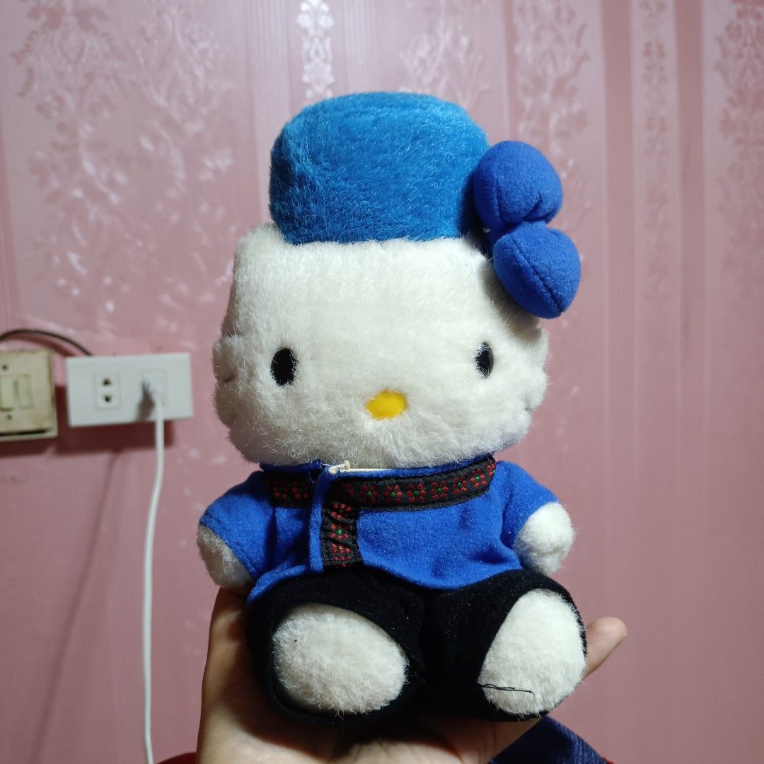 Vintage Hello Kitty Russian Outfit, Hobbies & Toys, Toys & Games on ...